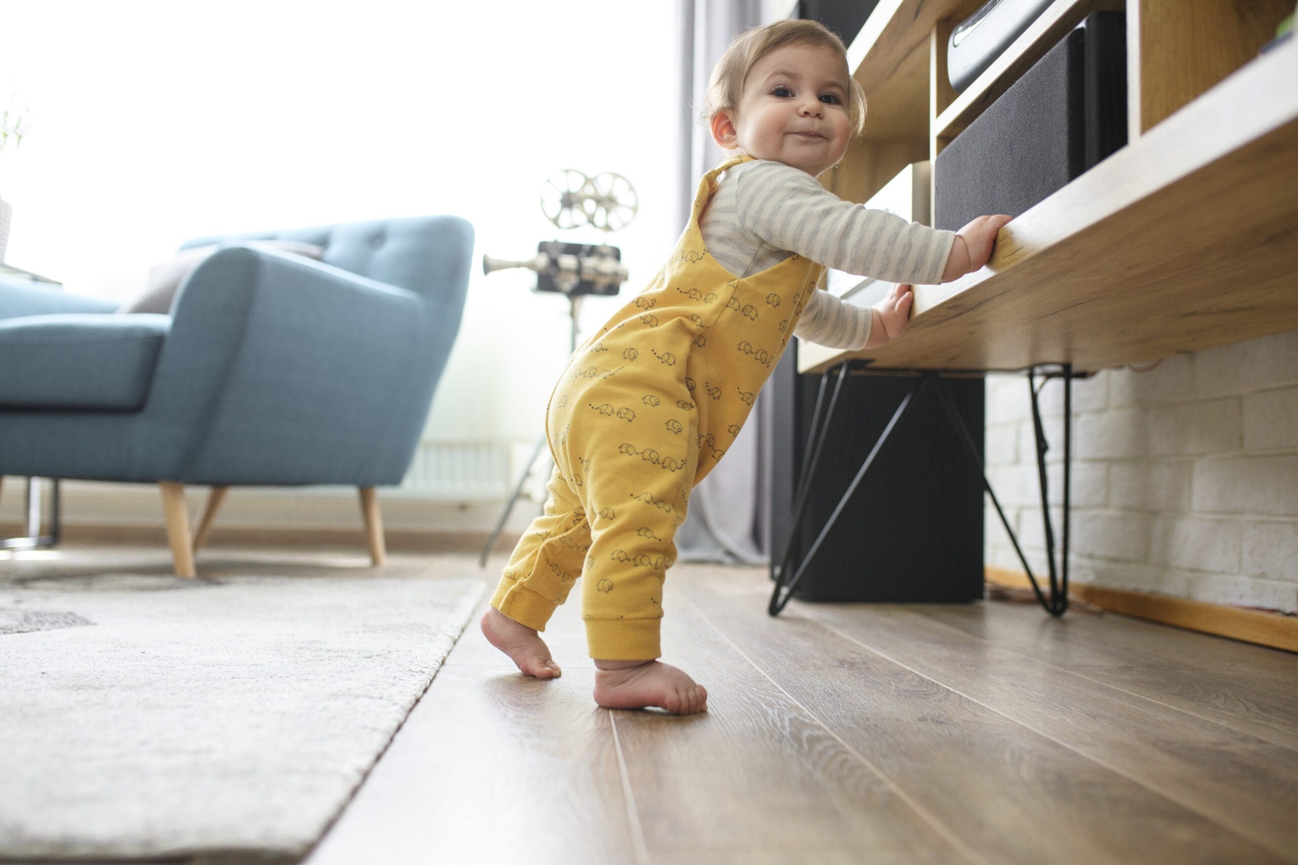 Is It Normal If Baby Doesn't Crawl? Experts Say Yes - Motherly
