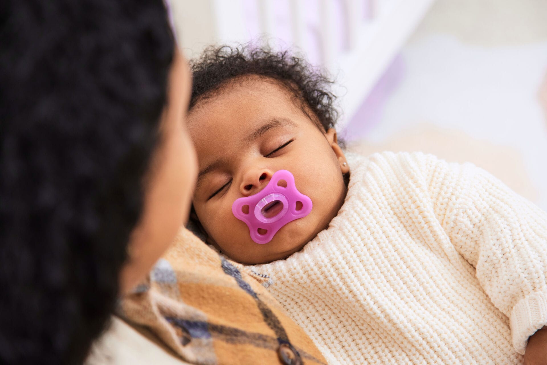 Pediatric Dentists Love MAM Pacifiers and We Do Too - Motherly